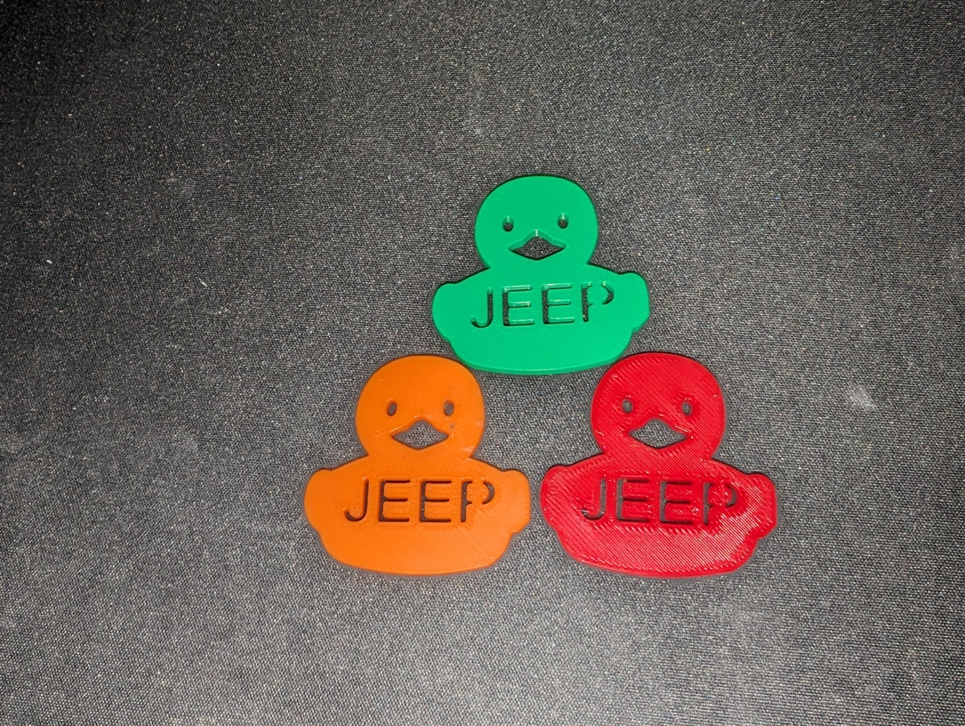 鸭子吉普车并带有吉普车名称 来自 Time2print - MakerWorld