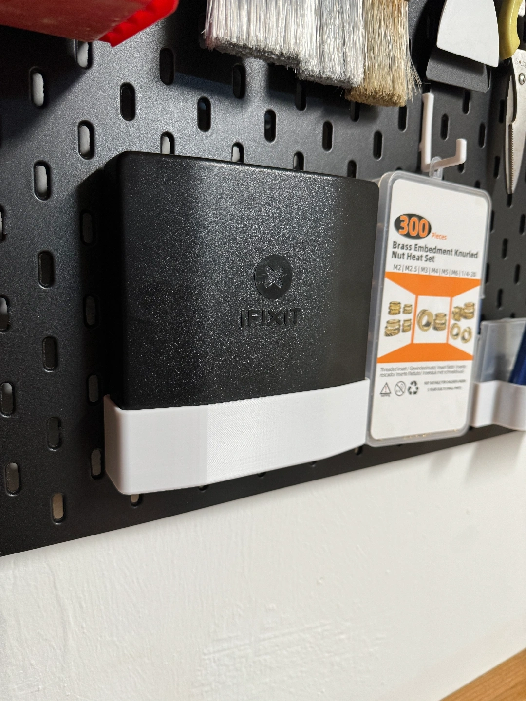 iFixit Essentials Mount适配IKEA SKADIS 来自 Schichtwerk3D - MakerWorld