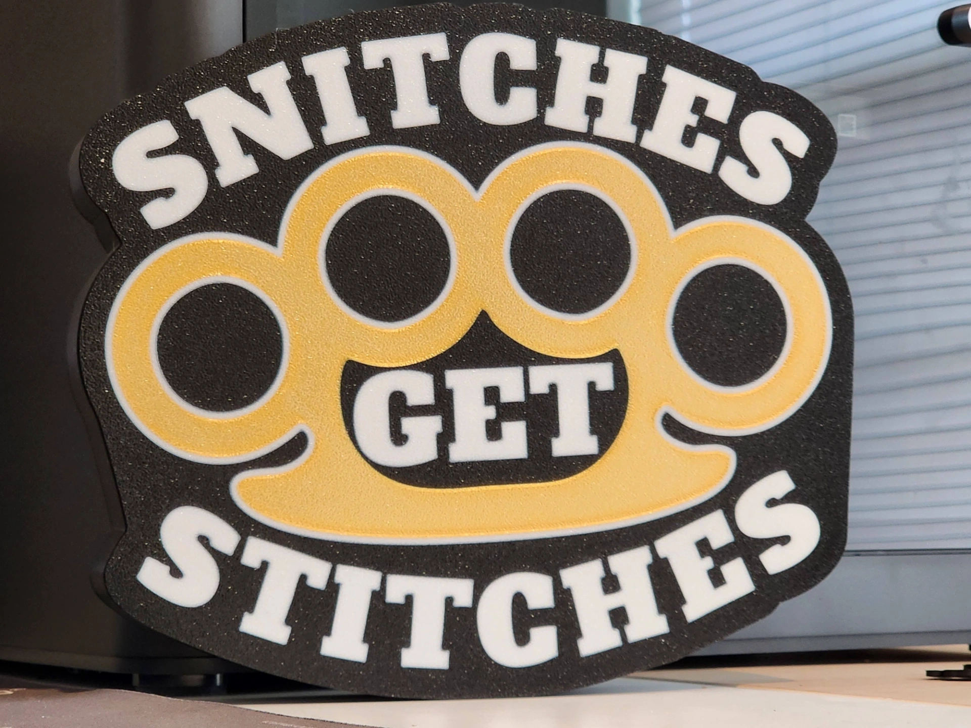 告密者得到缝合灯箱 来自 DREWZUKI - MakerWorld