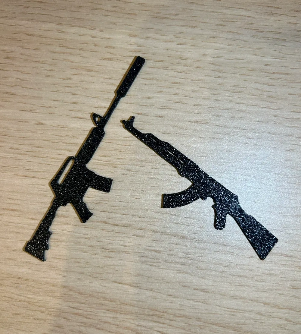 CSGO 2D装饰 M4A1和AK47墙艺术钥匙扣 来自 DerNiccoo - MakerWorld