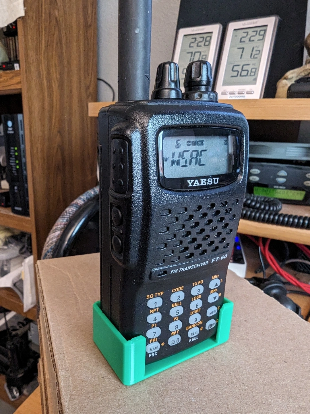 Yaesu FT-60 支架 来自 kb6kcp - MakerWorld