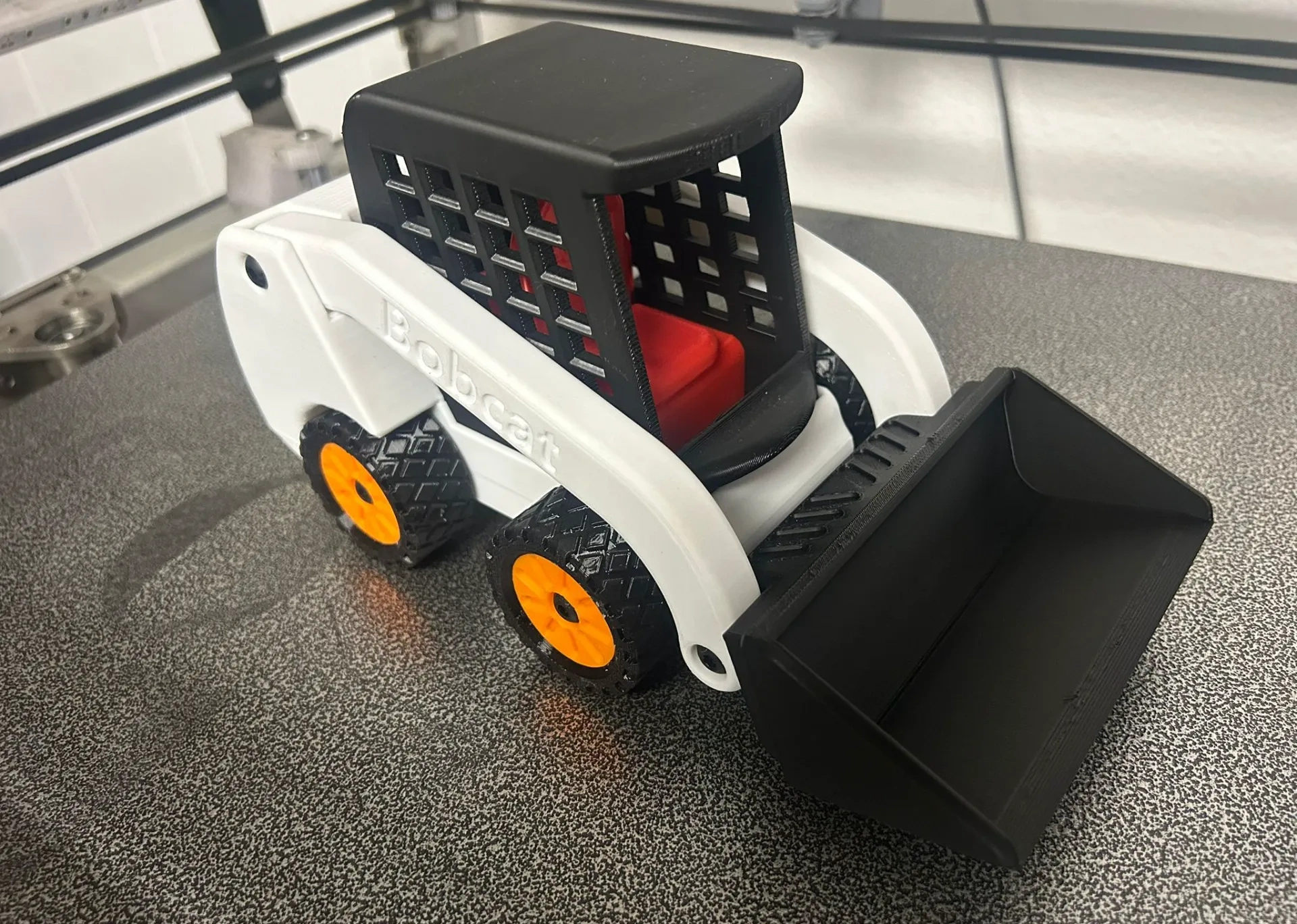 滑移装载机 来自 mkwaldner - MakerWorld