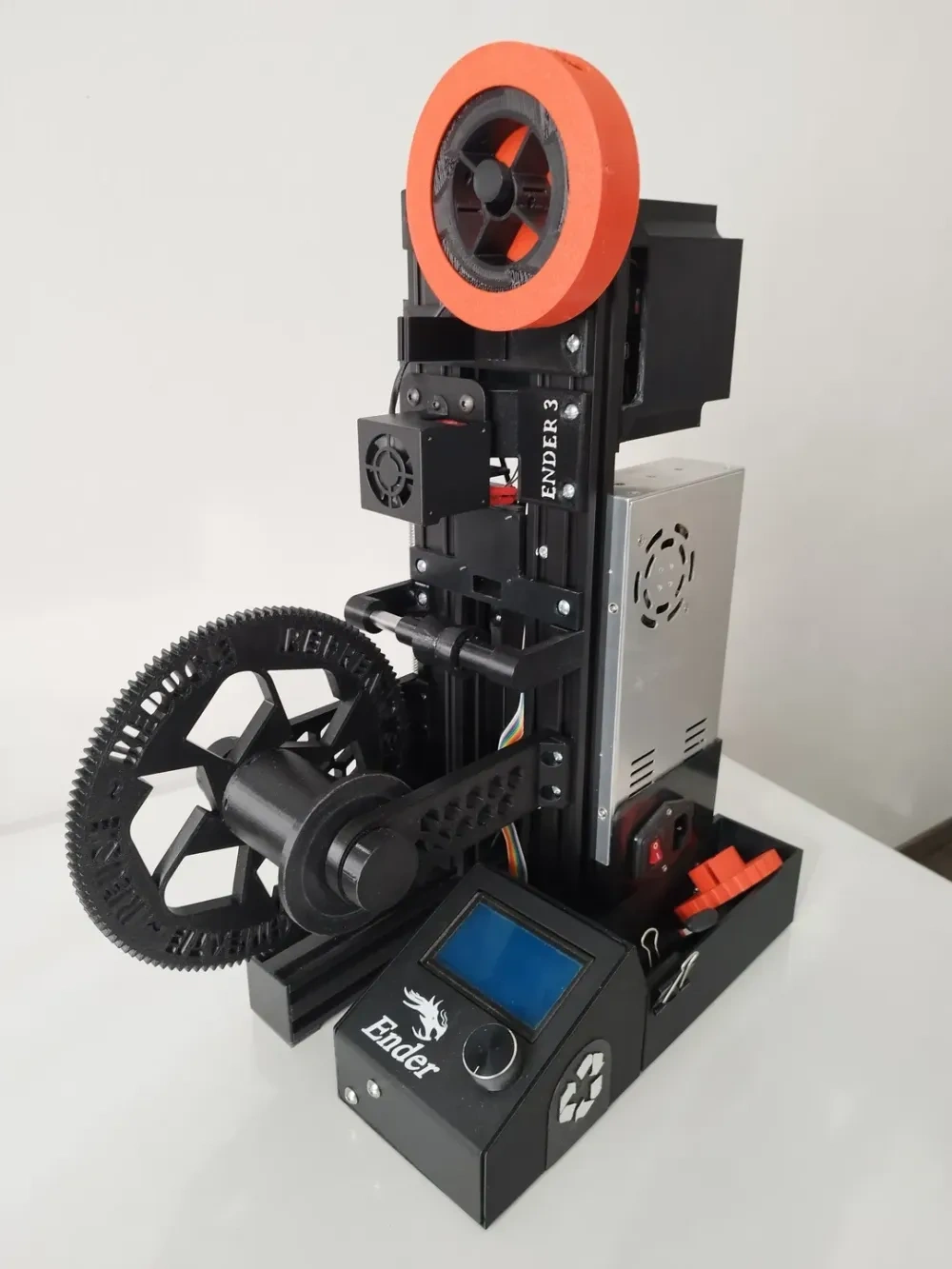 The Recreator 3D Vertigo by MZ3D.it - 从塑料瓶制作的3D打印机耗材 来自 MZ3D.it ...