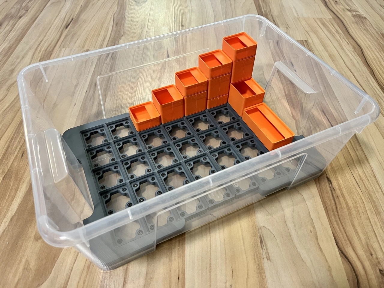 Ikea Samla 11升盒子的Gridfinity适配器 二次创作 - 来自 Akio-42 - MakerWorld