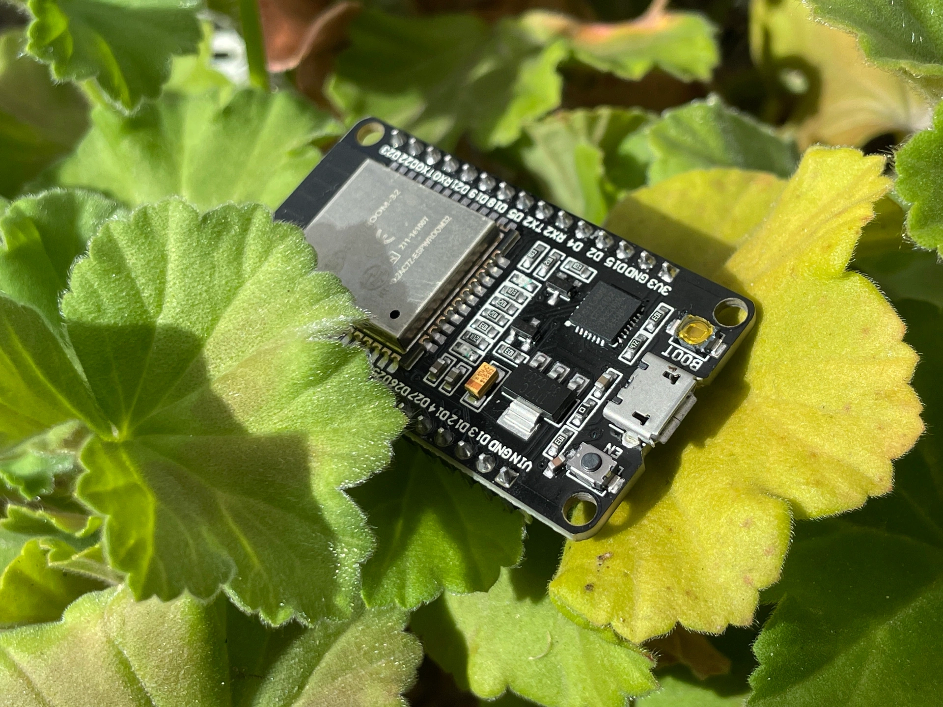 ESP32 DEVKITV1：一个用于智能家居的可编程嵌入式设备 来自 Marek38 - MakerWorld