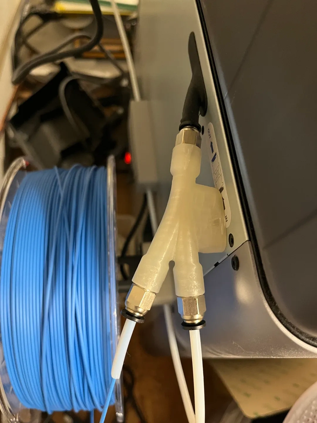 Bambu Lab Y-Splitter | PC4-M6 connector and magnet 二次创作 - 来自 NdreiD ...