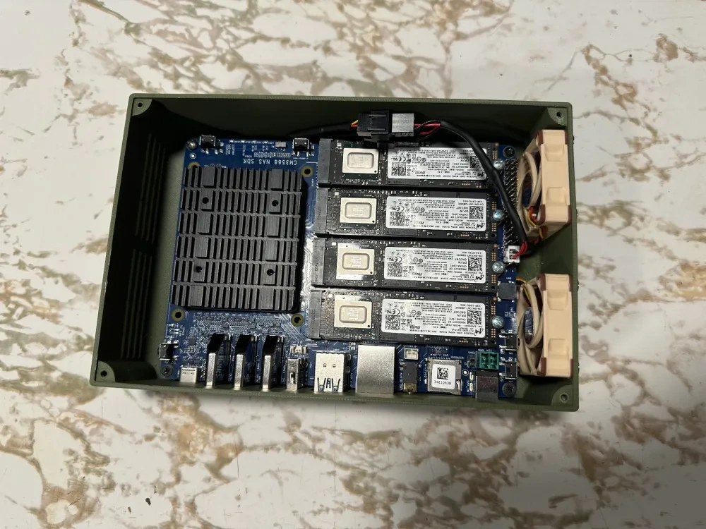 CM3588 NAS机箱 二次创作 - 来自 DukeChocula - MakerWorld