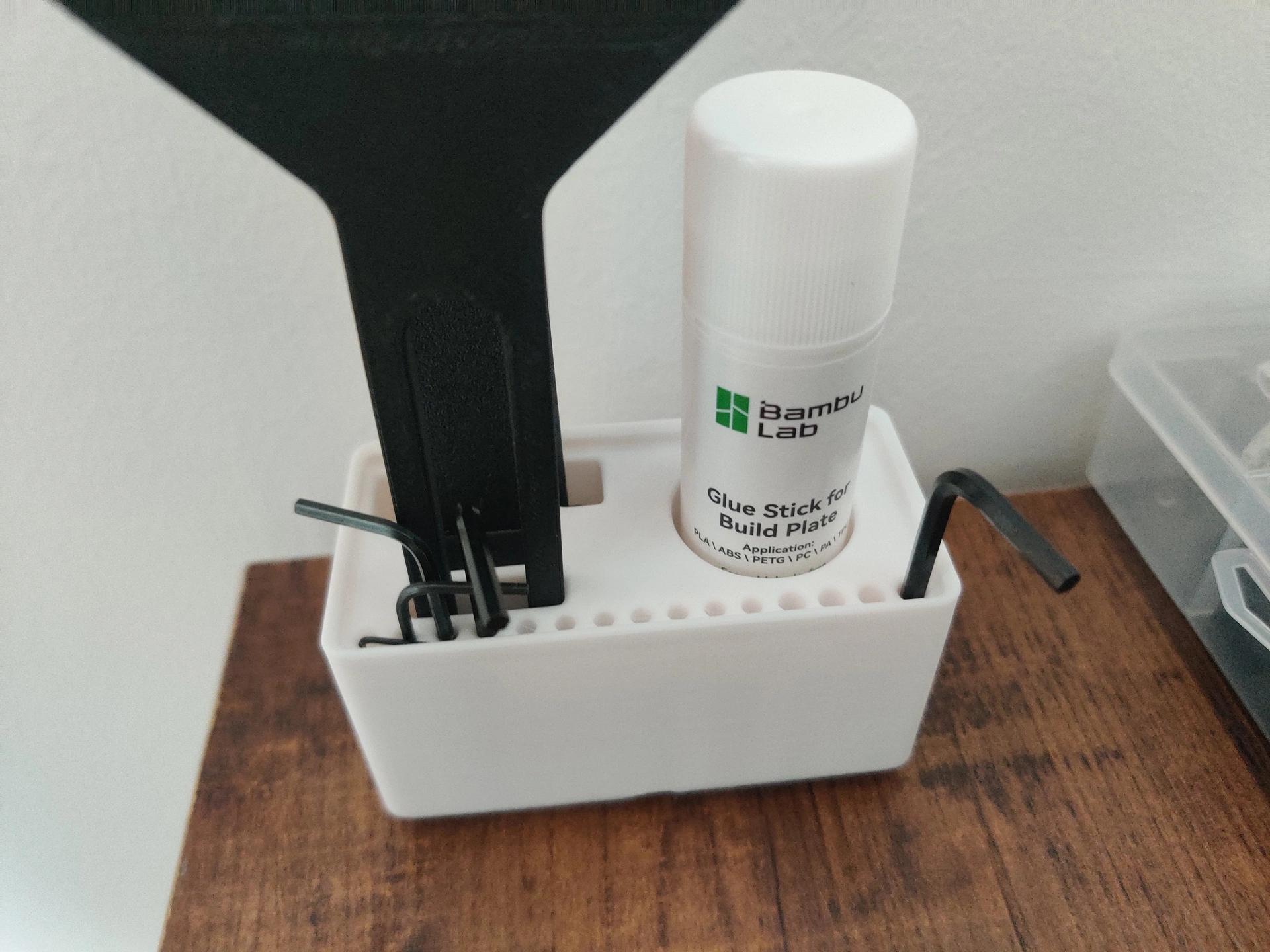 Bambulab Gridfinity刮刀和胶水 二次创作 - 来自 xPitax - MakerWorld
