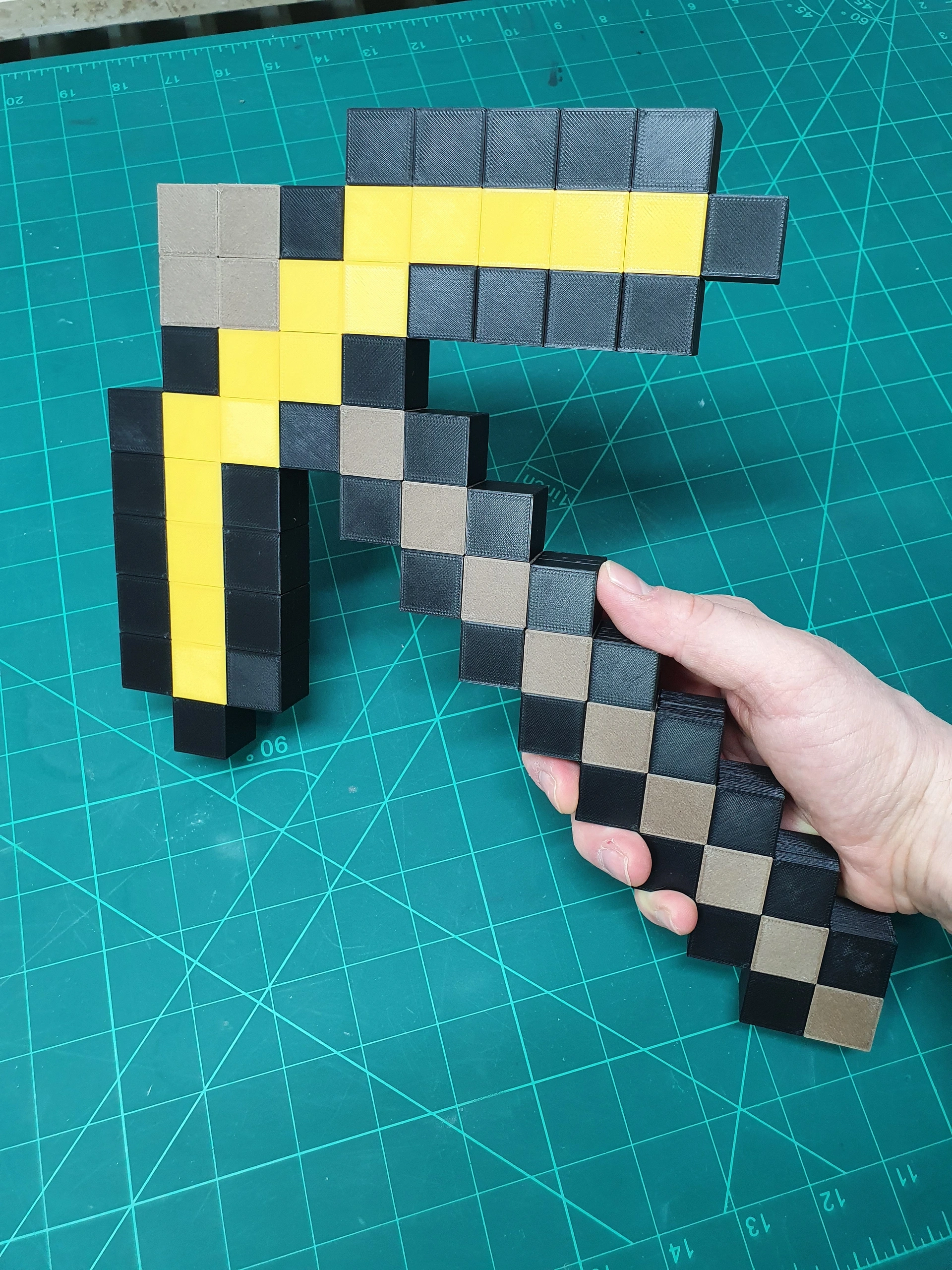 Minecraft黄金镐 来自 WF3Dprinting - MakerWorld