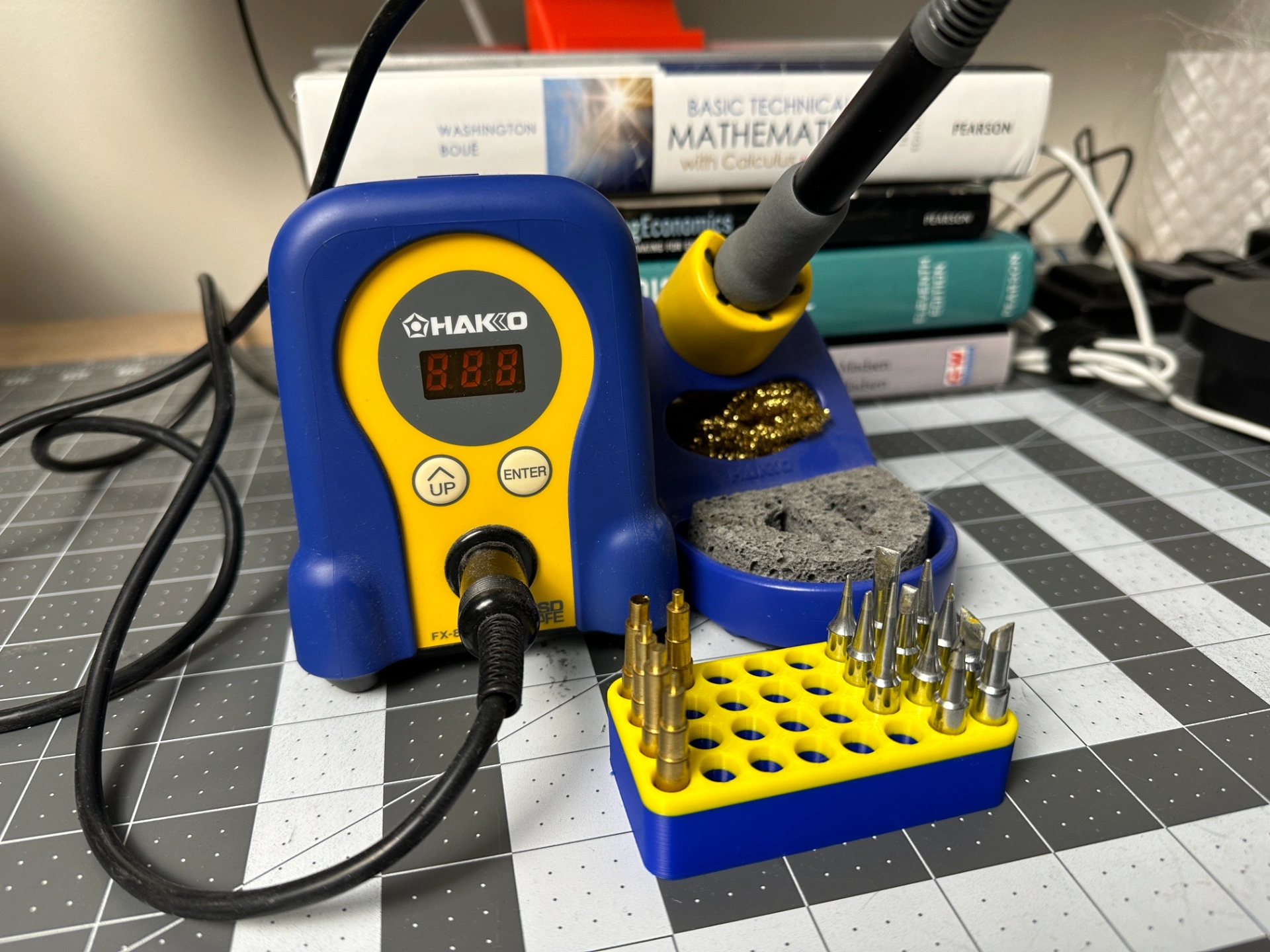 焊咀支架 | Hakko FX-888D 来自 3D Print Stuff - MakerWorld