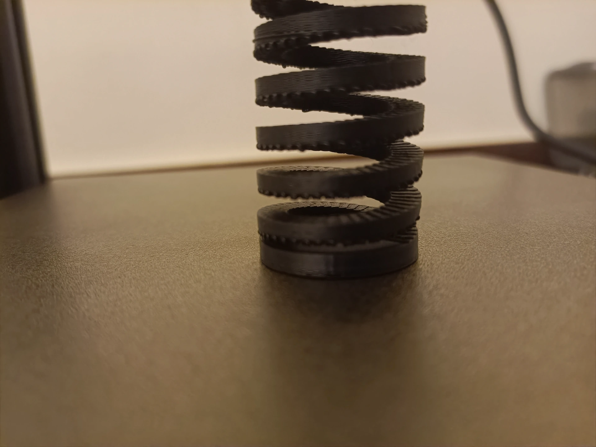 85°弹簧悬垂测试 来自 Atopes - MakerWorld