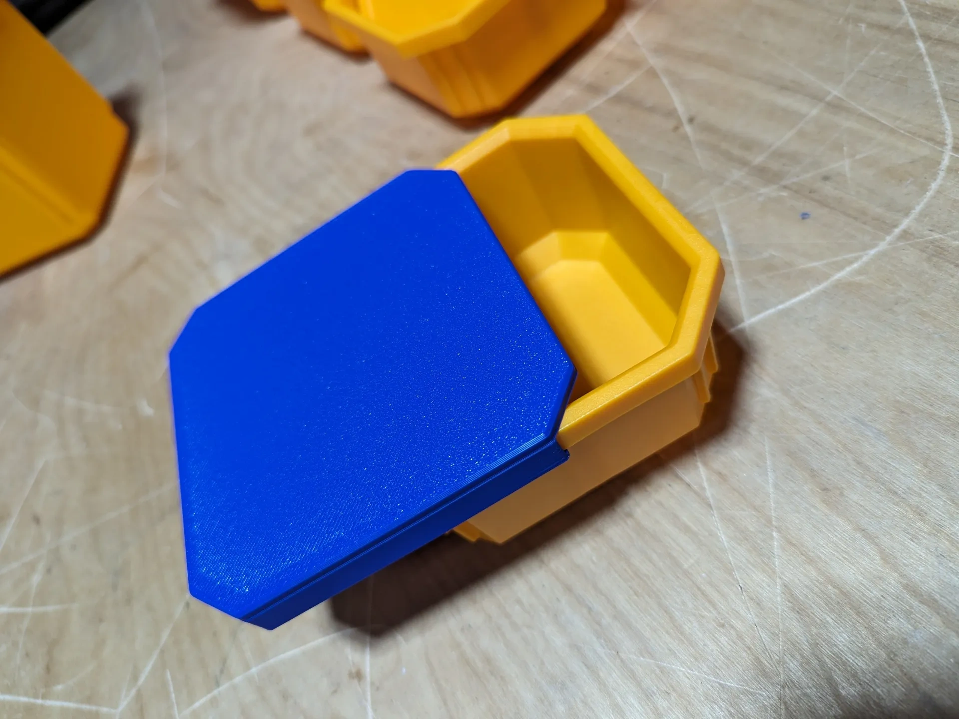 Toughbuilt Stacktech Low-Profile Organizer Bin Lid 二次创作 - 来自 ...