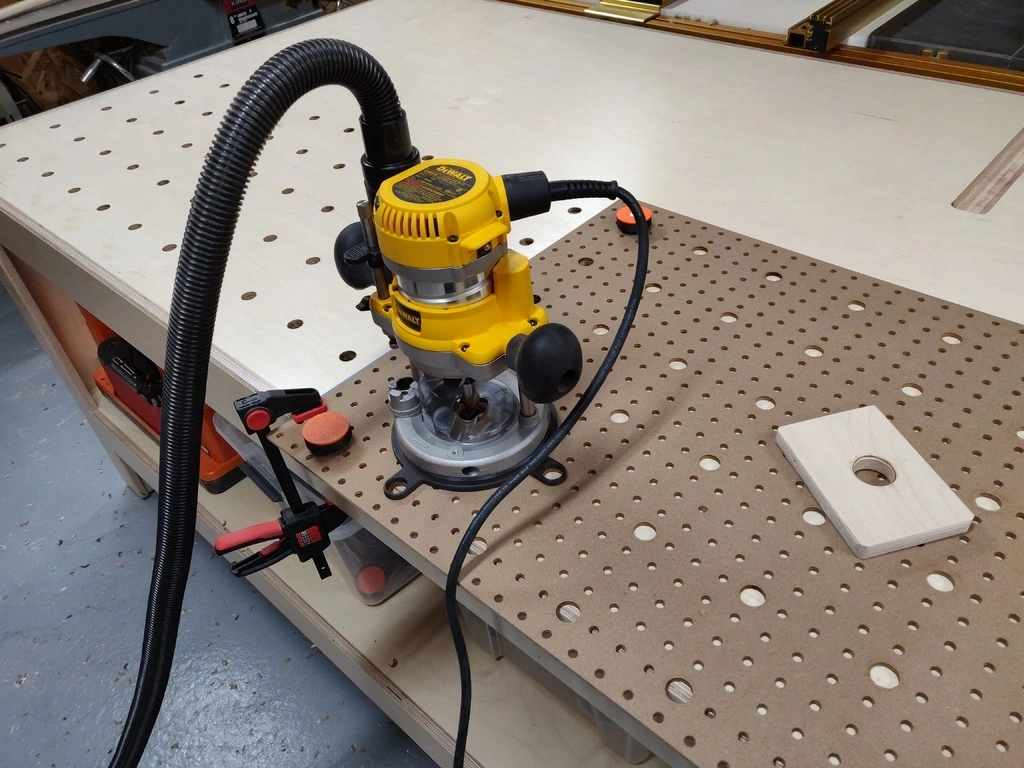 Universal (4" spacing) MFT Table Jig (accurate) 来自 Marc Elbichon ...