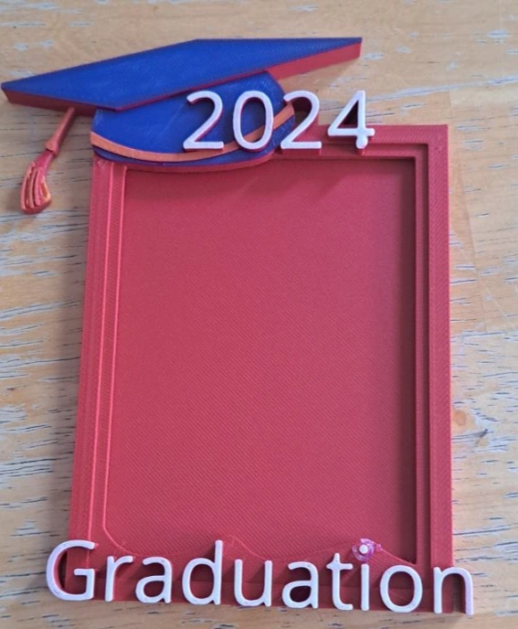 毕业照相框 来自 Antonio Daniele - MakerWorld