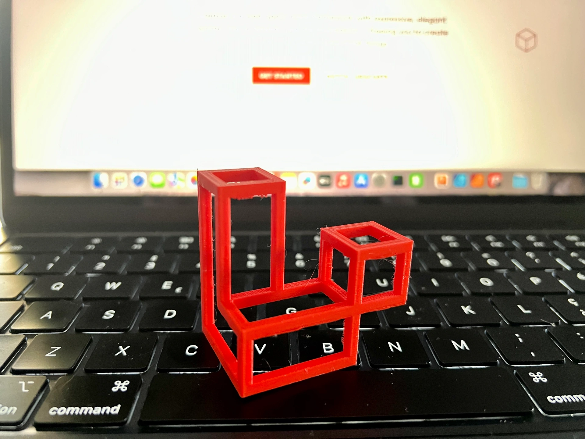 3D Laravel Logo 二次创作 - 来自 mirchaemanuel - MakerWorld