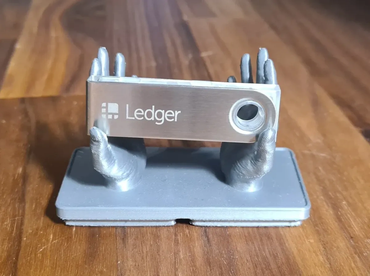 Gridfinity Ledger 手持支架 - 免费 3D 打印模型 - MakerWorld
