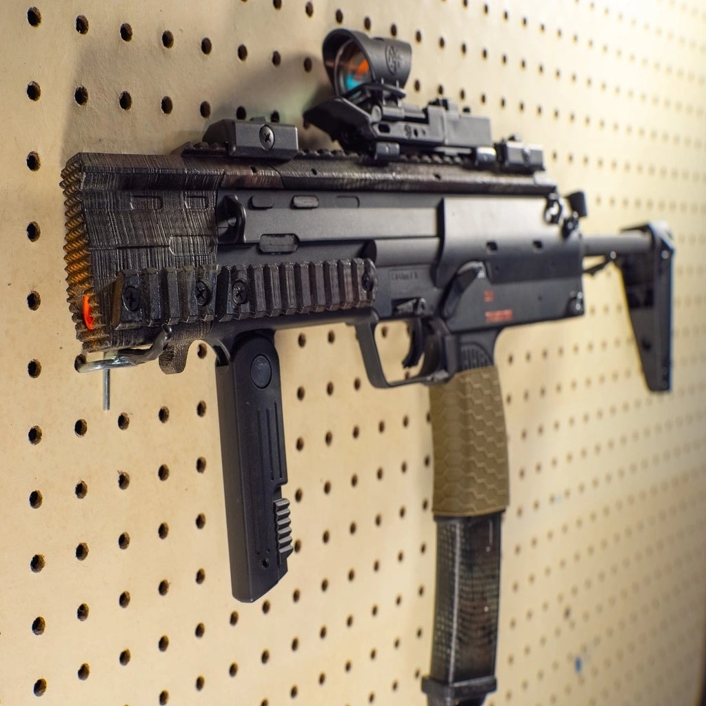 Elite Force HK MP7 A1 AEG - 枪口/电池空间 来自 Maverick0197 - MakerWorld