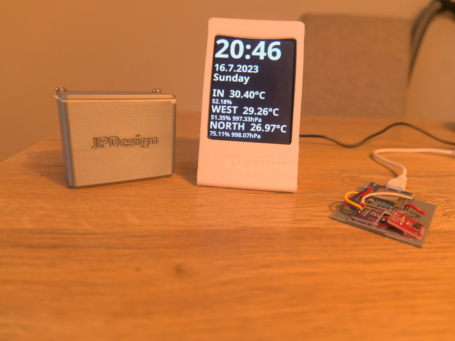 带有2个外部传感器和WiFi的气象站！ 来自 jpdesign - MakerWorld