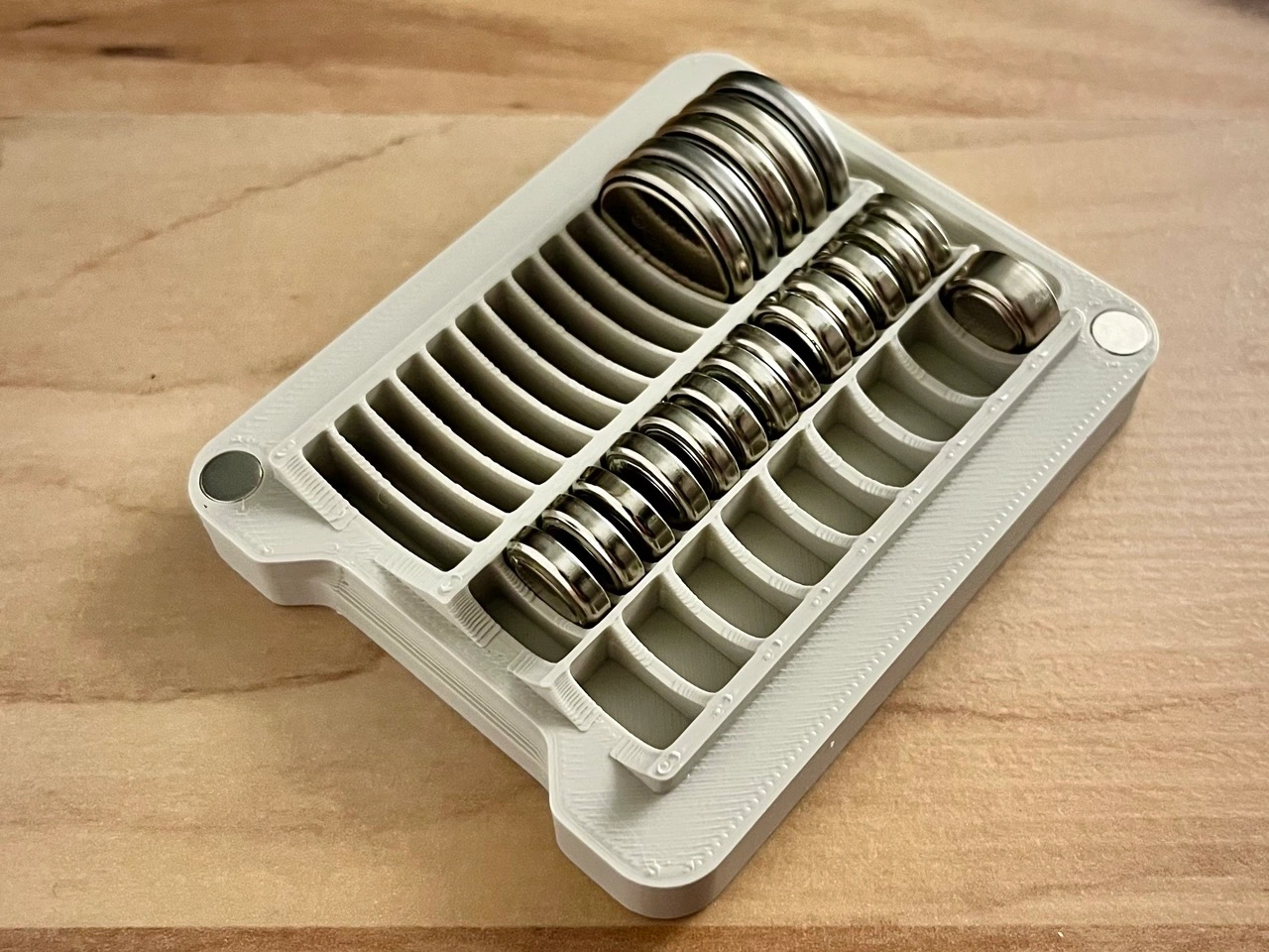 纽扣电池盒 二次创作 - 来自 Akio-42 - MakerWorld