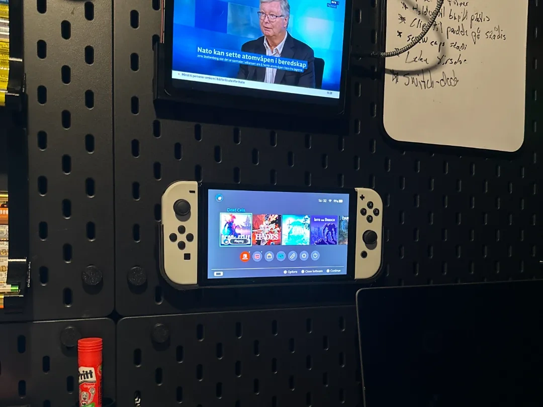 Ikea Skådis 任天堂Switch OLED底座 二次创作 - 来自 Calimariae - MakerWorld