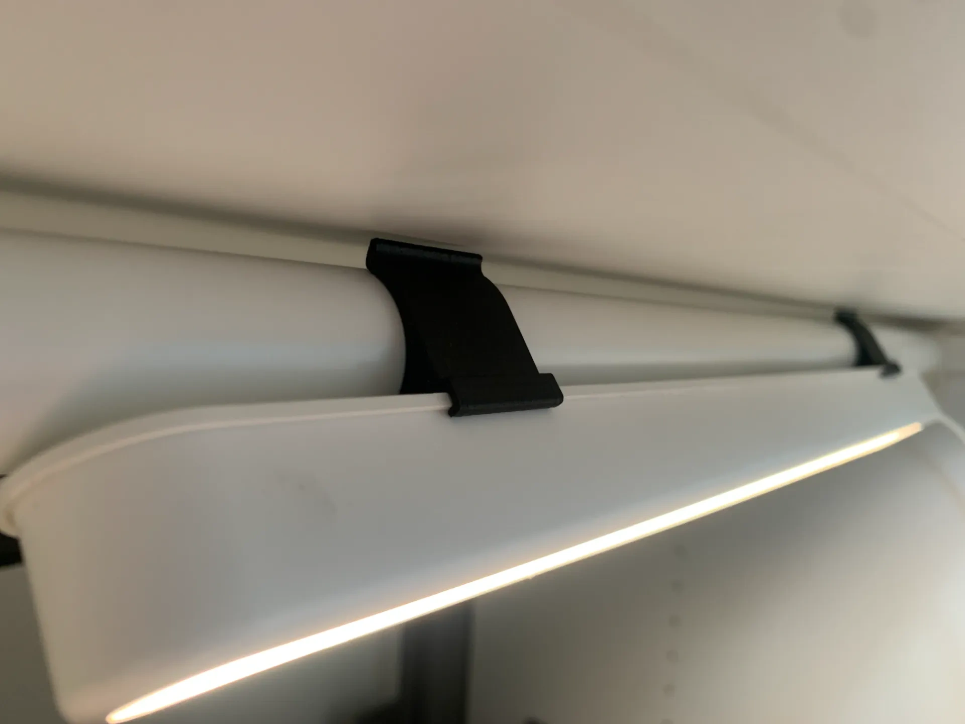 夹子Ikea led灯ROLFSTORP适用于HJÄLPA导轨 来自 Nini - MakerWorld