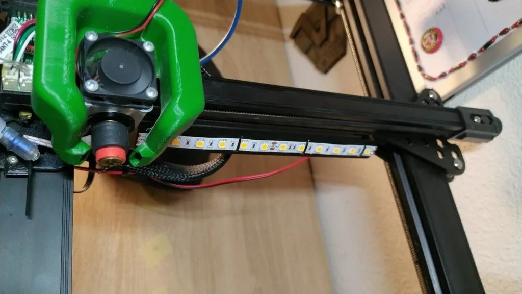 CR6-SE LED灯条升级适配器（来自Aliexpress） 来自 jimsy33 - MakerWorld