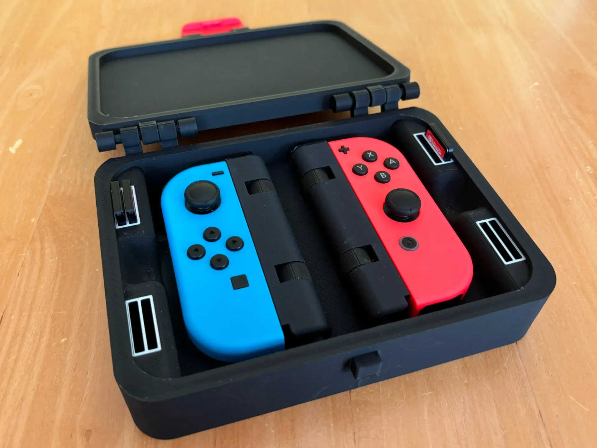 任天堂Switch Joycon保护套 来自 Harry - MakerWorld