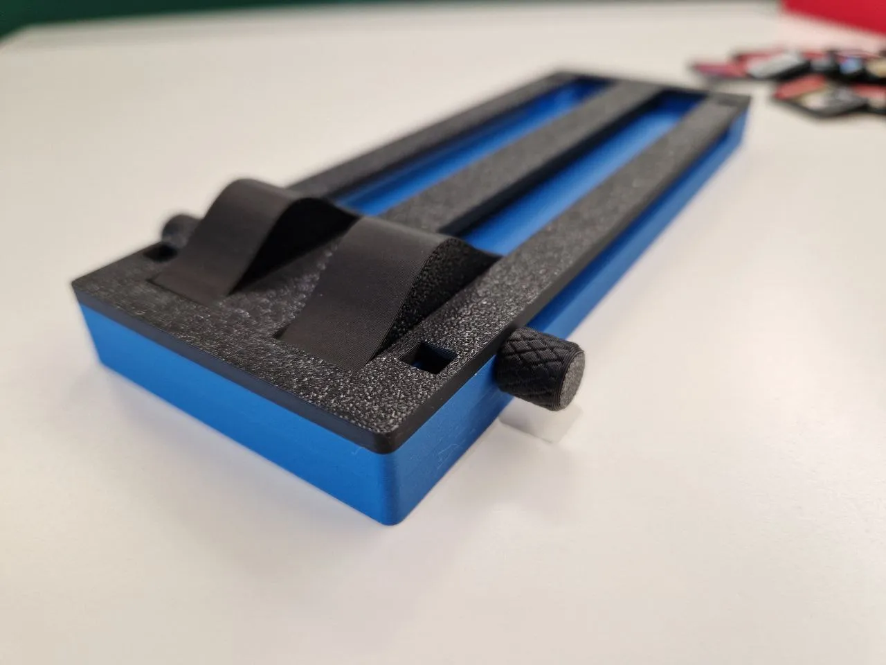 任天堂Switch滑动卡带整理盒 来自 Hodzinets - MakerWorld