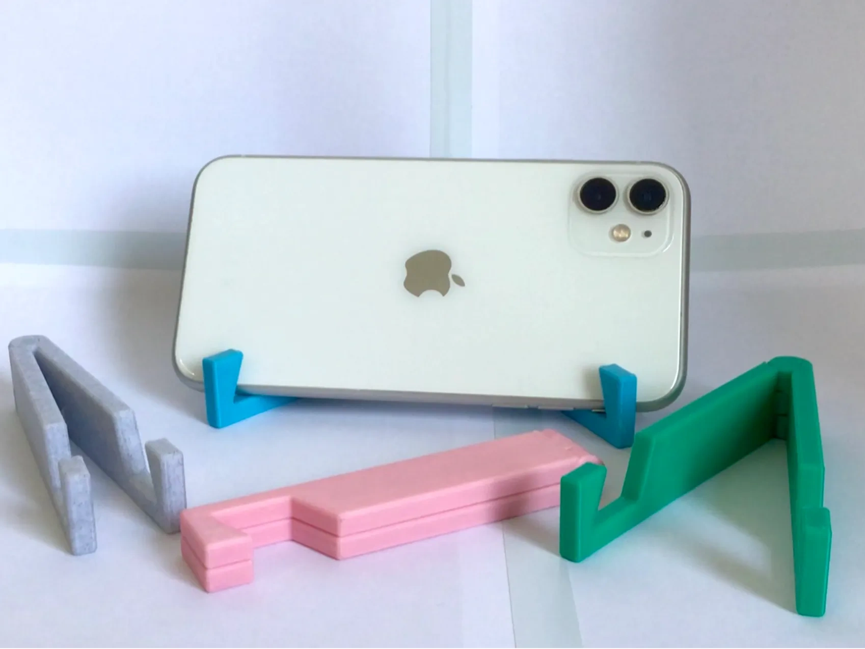 可折叠手机支架 来自 LL-3d - MakerWorld