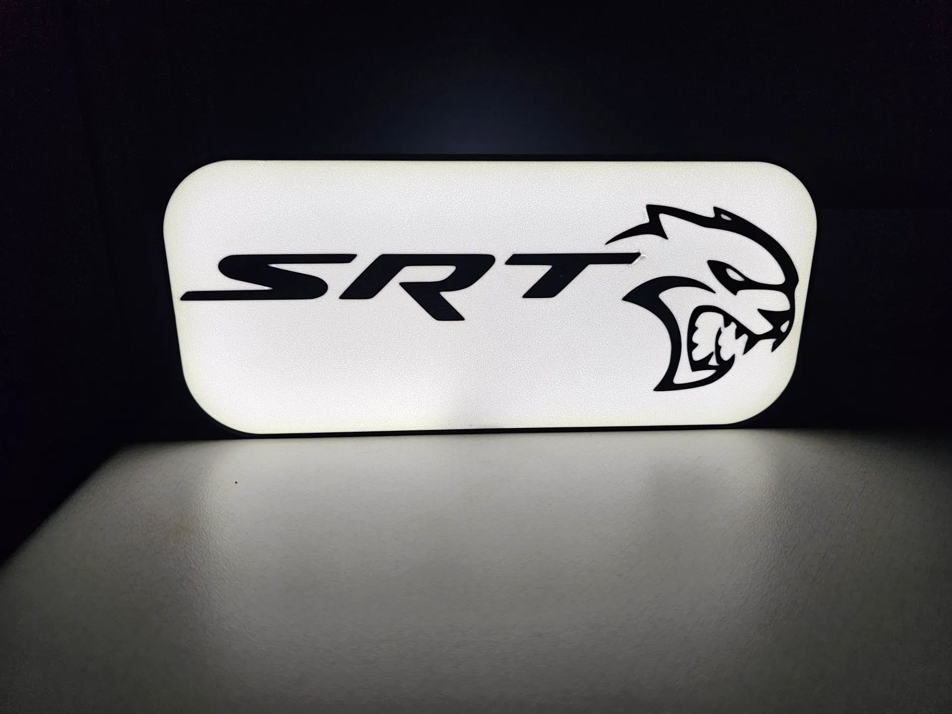 SRT Hellcat LED灯箱 来自 Fast3D - MakerWorld