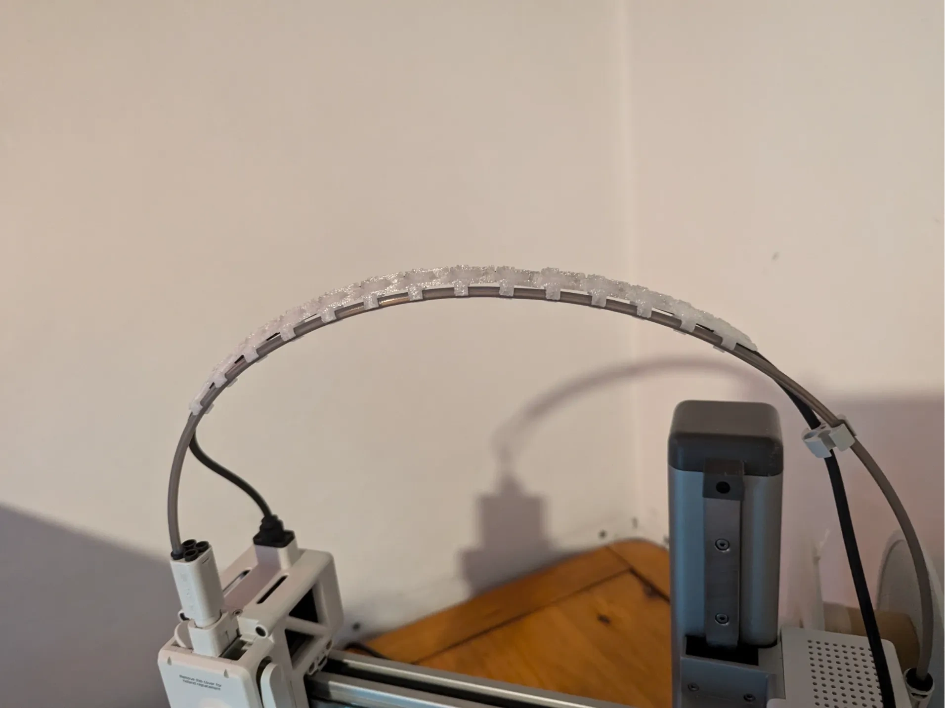 Bambu A1 mini 电缆导轨 来自 kebe - MakerWorld