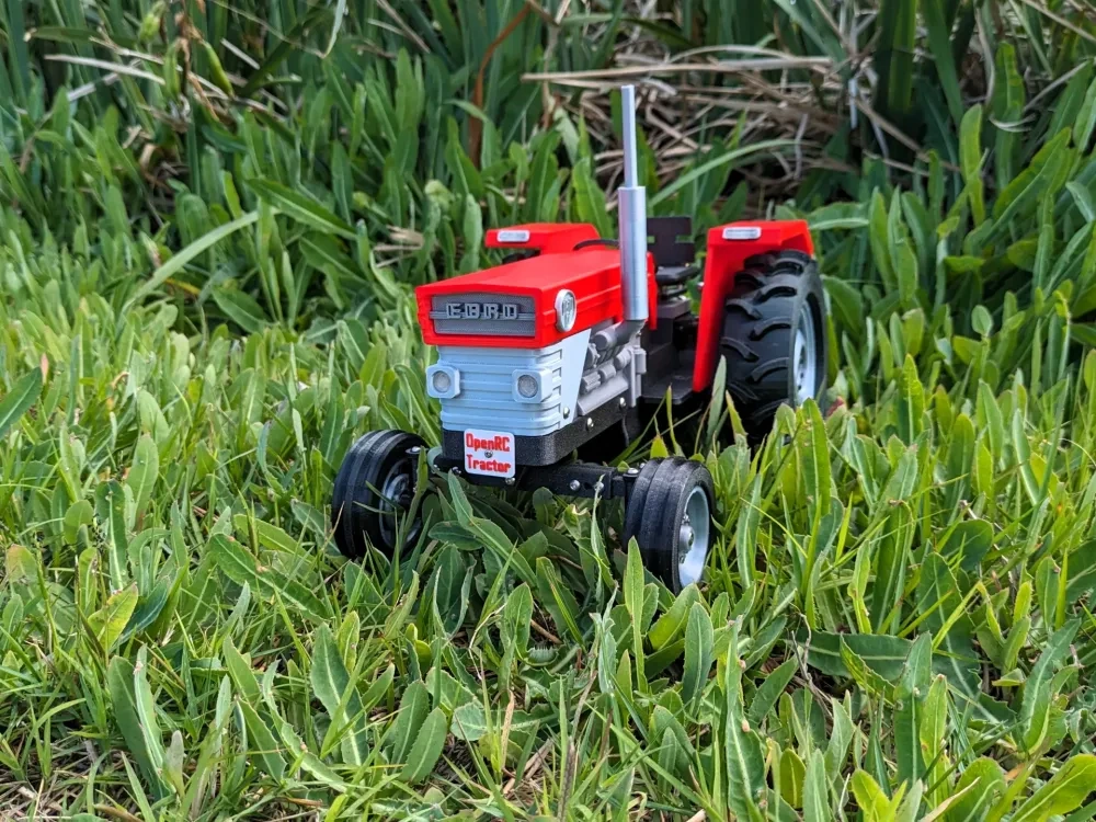 OpenRC Tractor MK2.4 来自 makitprojects - MakerWorld