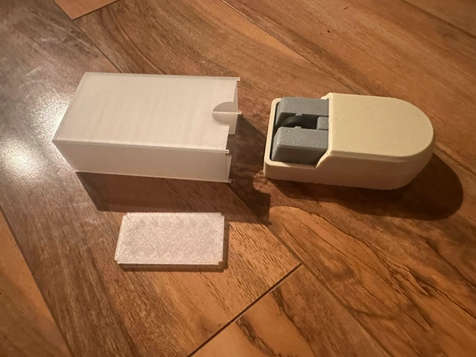 Pointer 9000 鼠标收纳盒 来自 GooneyePieg - MakerWorld