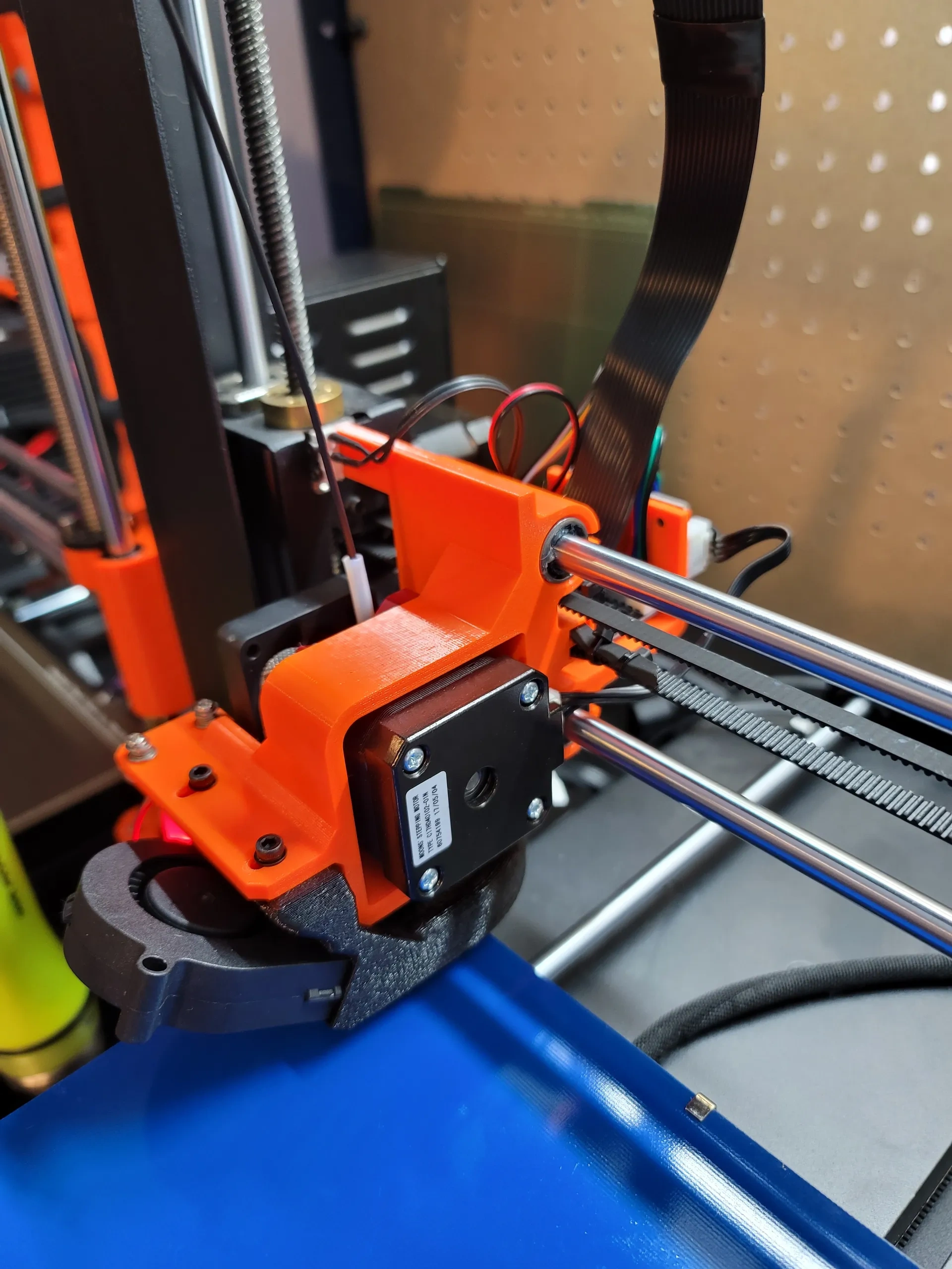 Maker Select Plus 或 Wanhao I3 Plus 的 X 轴滑轨 来自 JoshBryantMakerWorld：免费下载 ...