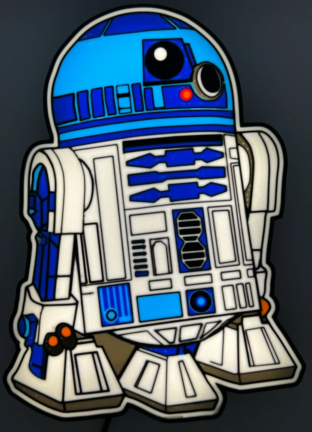 R2-D2灯箱 来自 photosbyd386 - MakerWorld