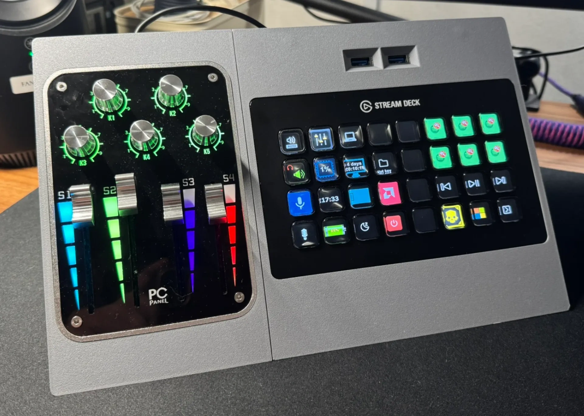 PCPanel Pro 和 Stream Deck XL 的支架 来自 ajninn - MakerWorld