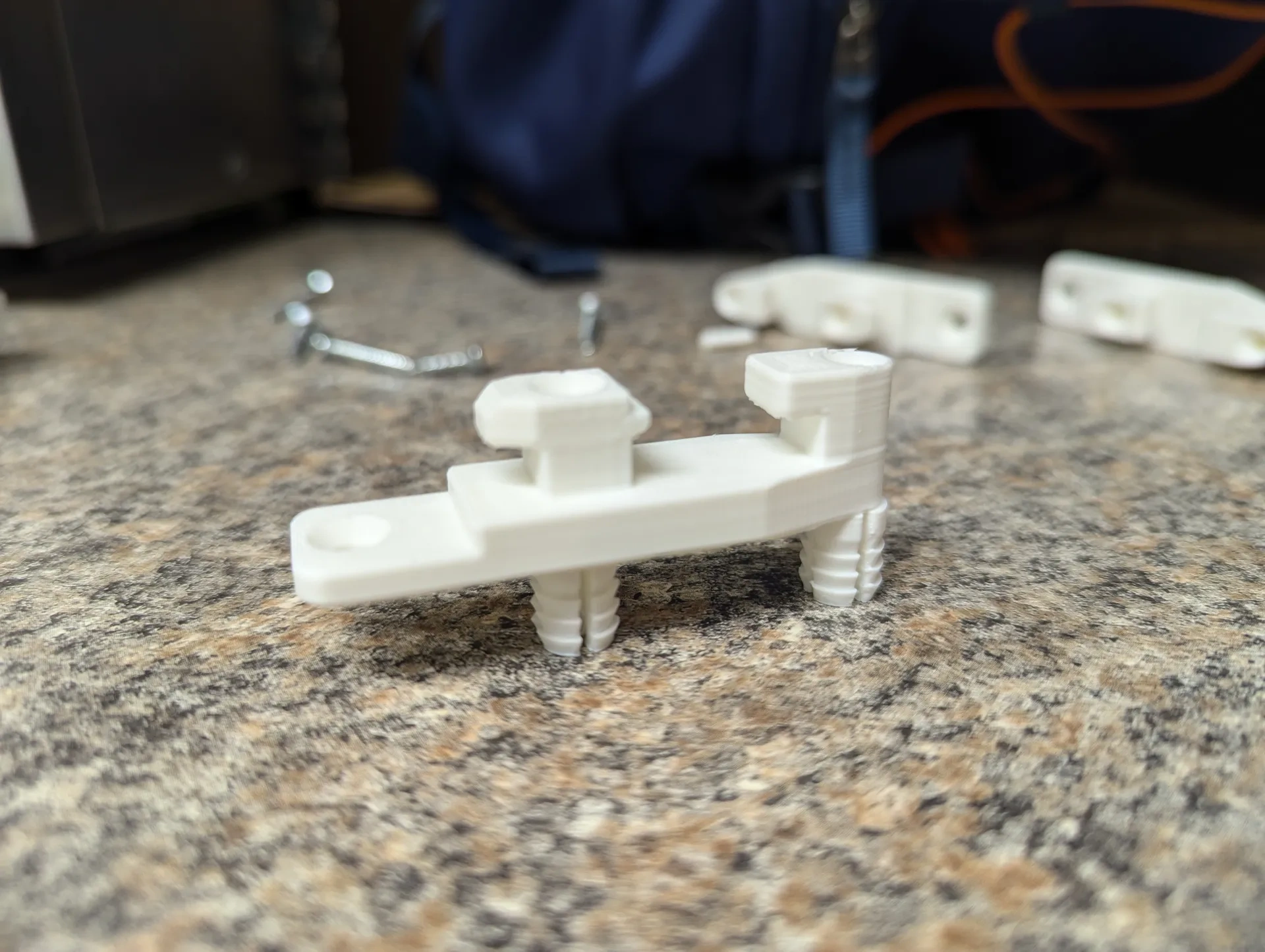 Fabritec基柜抽屉前夹子 来自 MajorNerd - MakerWorld