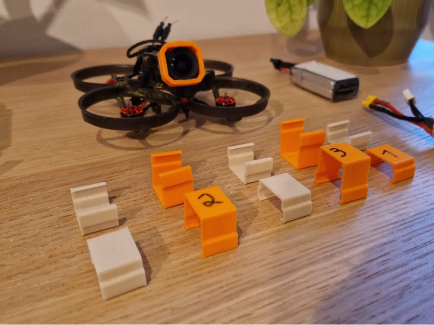 Mobula 8 - Battery Clip 来自 Lému - MakerWorld