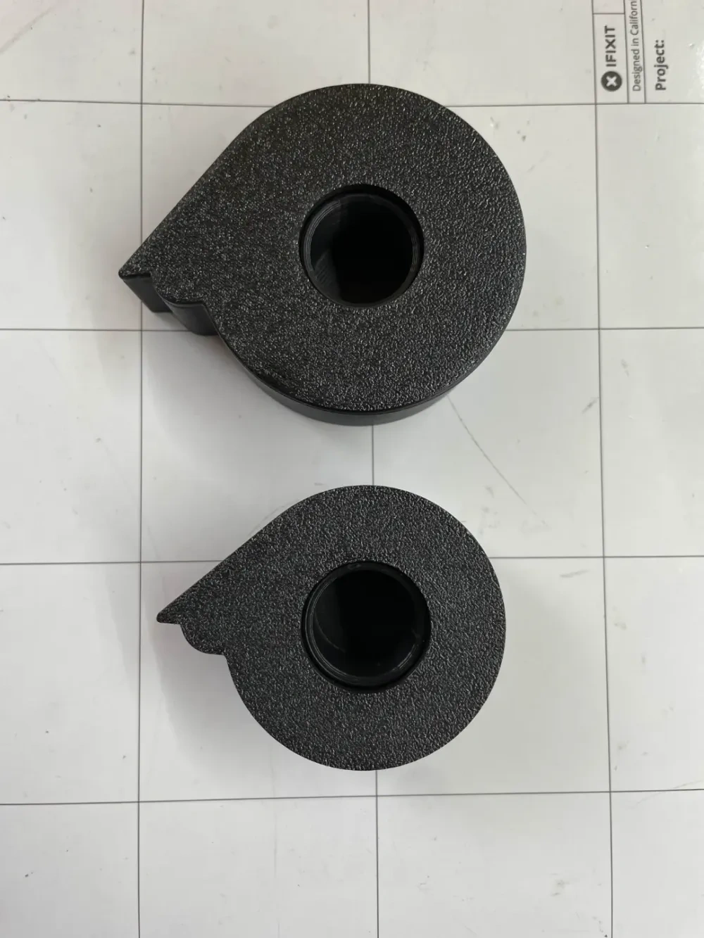 带盖的胶带切割器 来自 Domass - MakerWorld