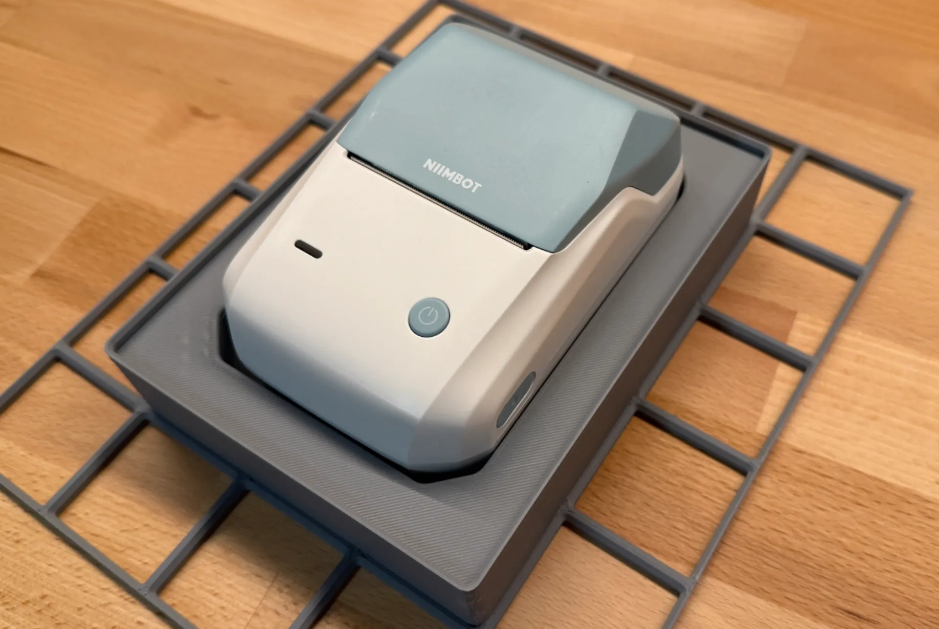 Niimbot B1网格底座 来自 TheChrisgamer - MakerWorld