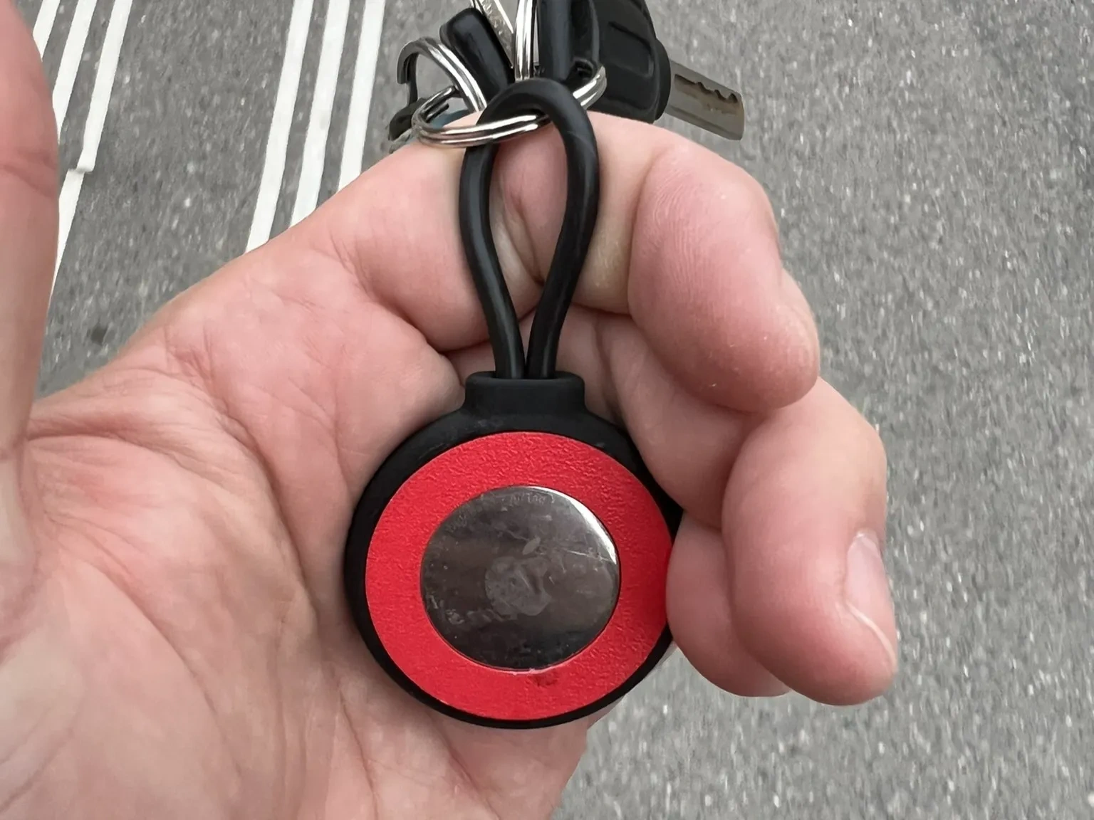 苹果AirTag支架/钥匙扣 来自 fabreezy - MakerWorld