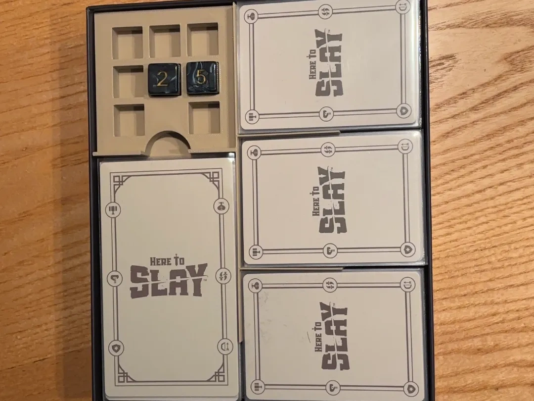 Here to slay托盘，适用于有套卡和扩展的卡牌游戏 来自 Art.N.Game - MakerWorld