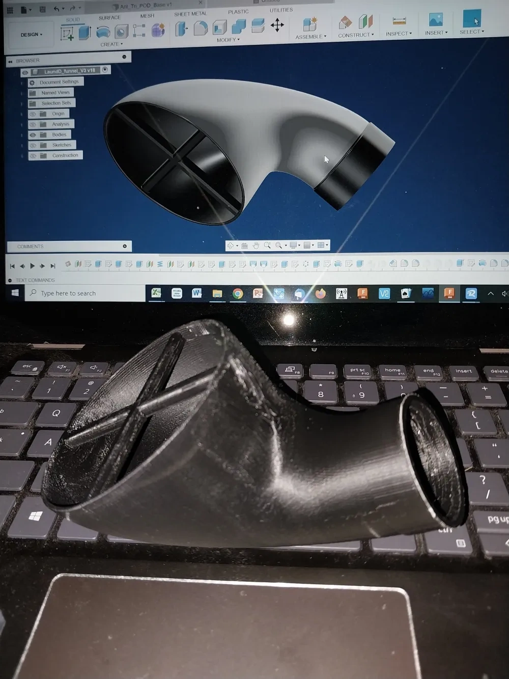 洗衣液杯回流漏斗 - 免费 3D 打印模型 - MakerWorld