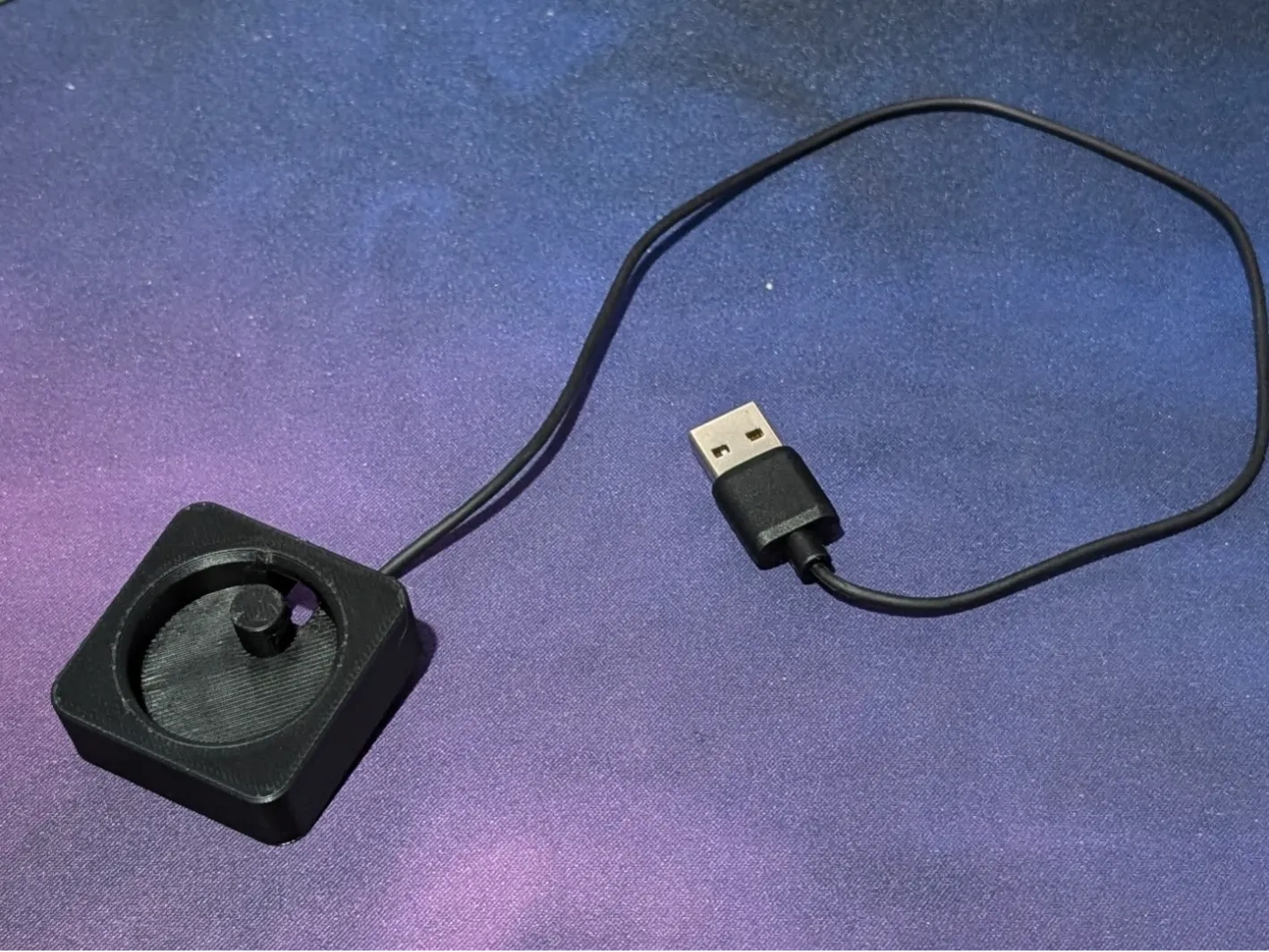 Colmi R06智能戒指充电座 来自 laneyweb - MakerWorld