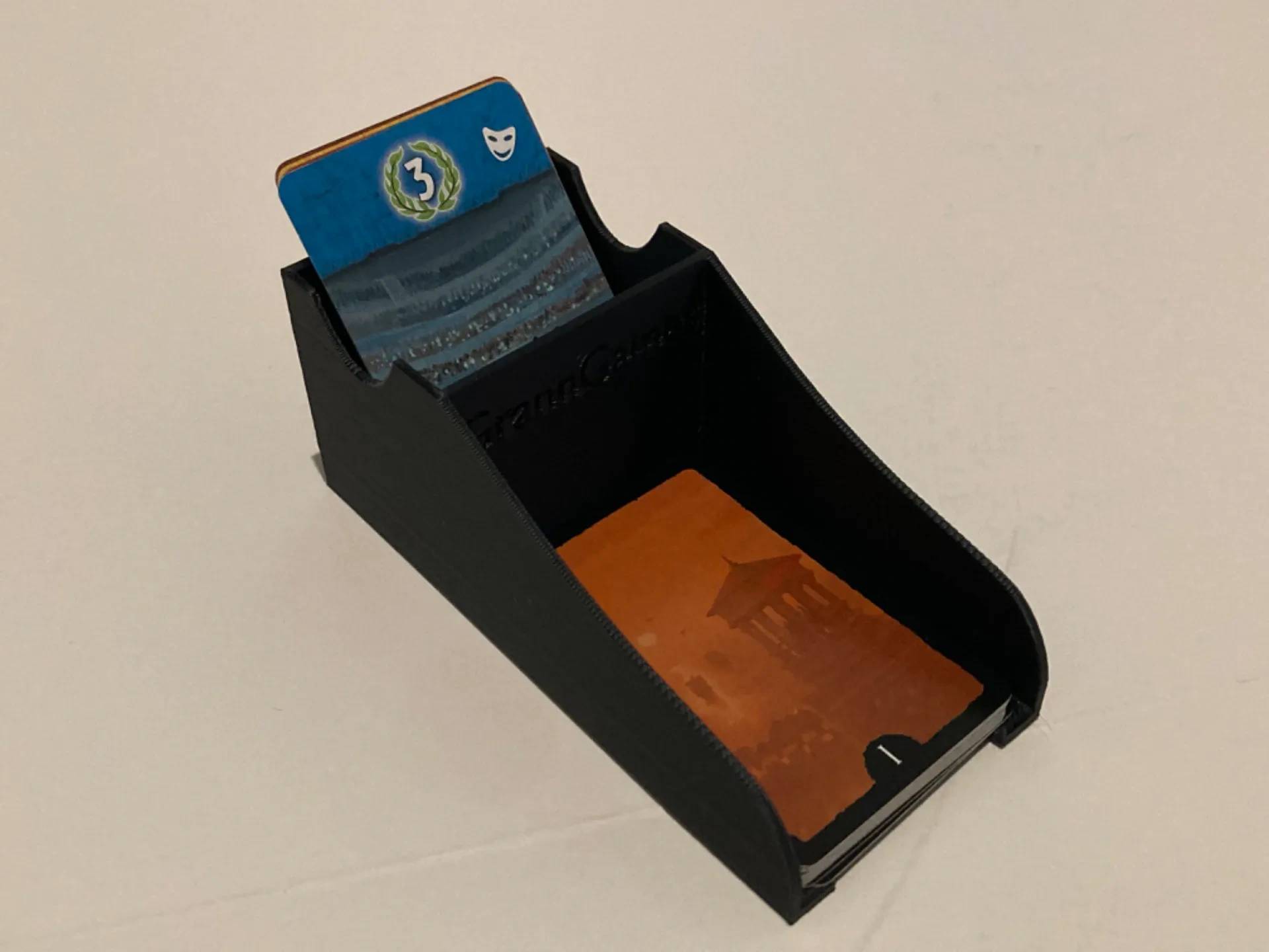 Card Deck Holder 来自 Umplix - MakerWorld