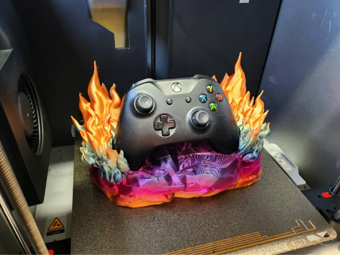 Fire Xbox One controller holder 来自 uni3Dworld - MakerWorld