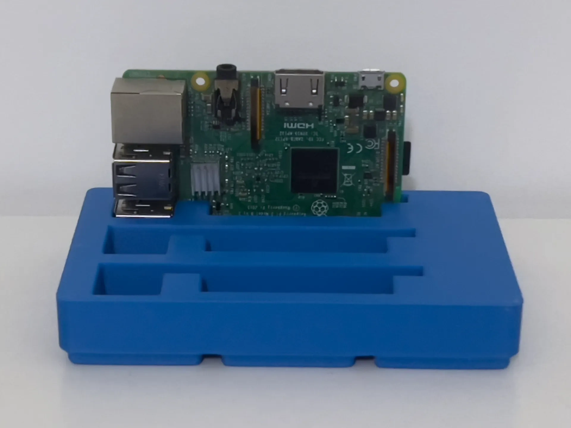 Gridfinity Raspberry Pi 4 存储 来自 Chris Bez - MakerWorld