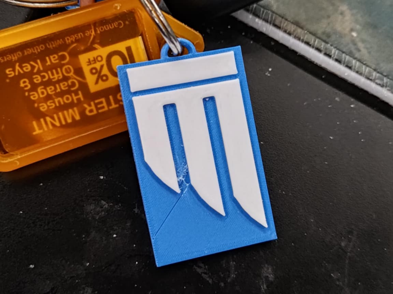 出自《逃生》的Murkoff Corporation标志钥匙扣 - 免费 3D 打印模型 - MakerWorld