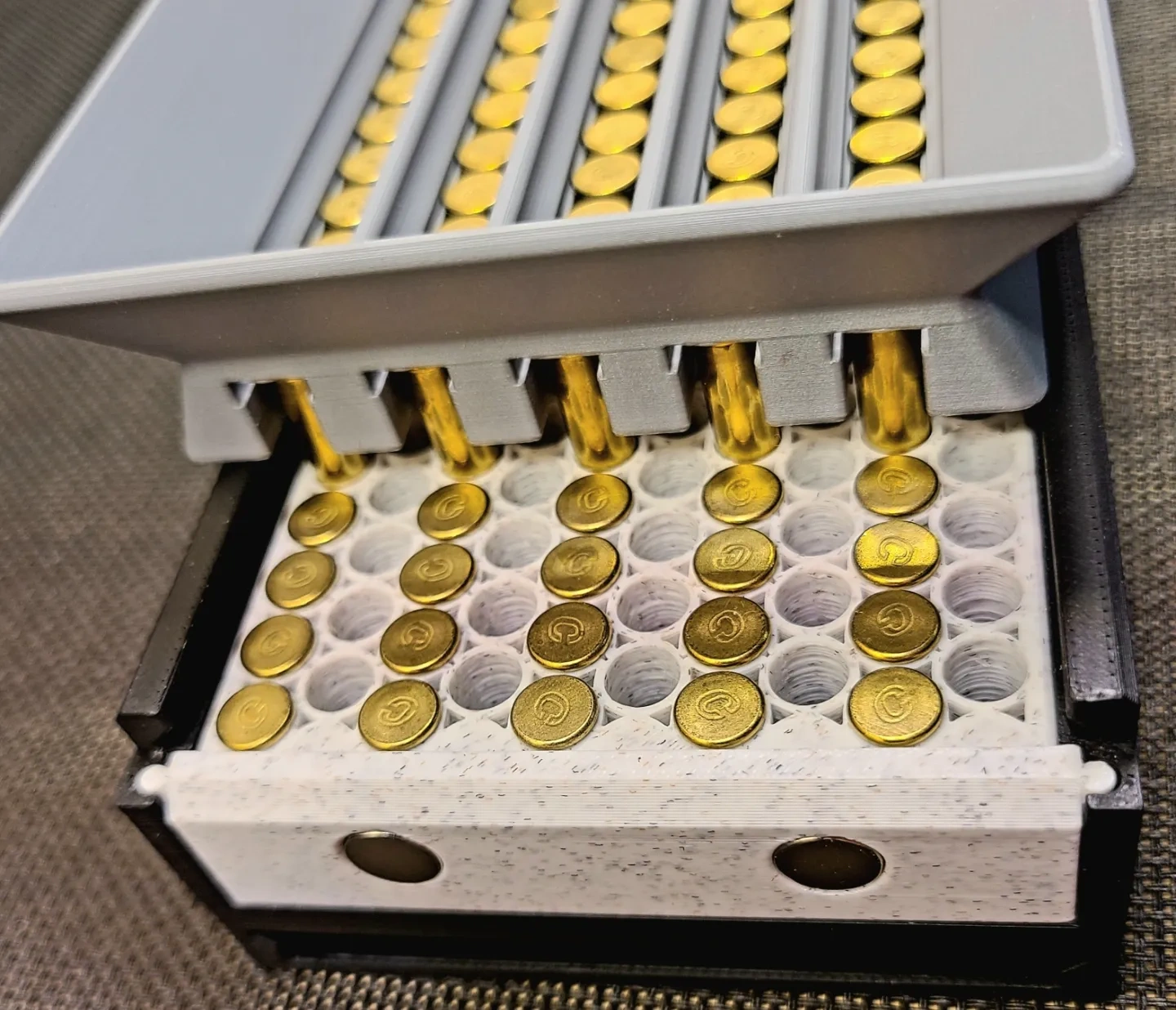 .22 LR 弹壳装填器 来自 Overton_Prints MakerWorld：免费下载 3D 模型