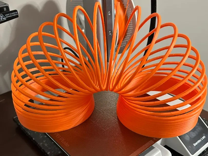 宽阔的Slinky 来自 3DCrafts - MakerWorld